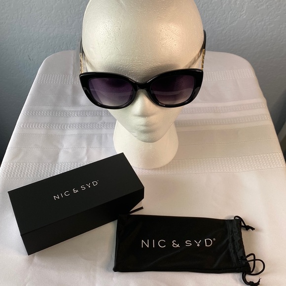 Nic And Syd | Accessories | New Box Nic Syd Womens Sunglasses Black ...